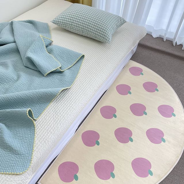 Apple Pattern Floor Mat In Children's Room - CJdropshipping