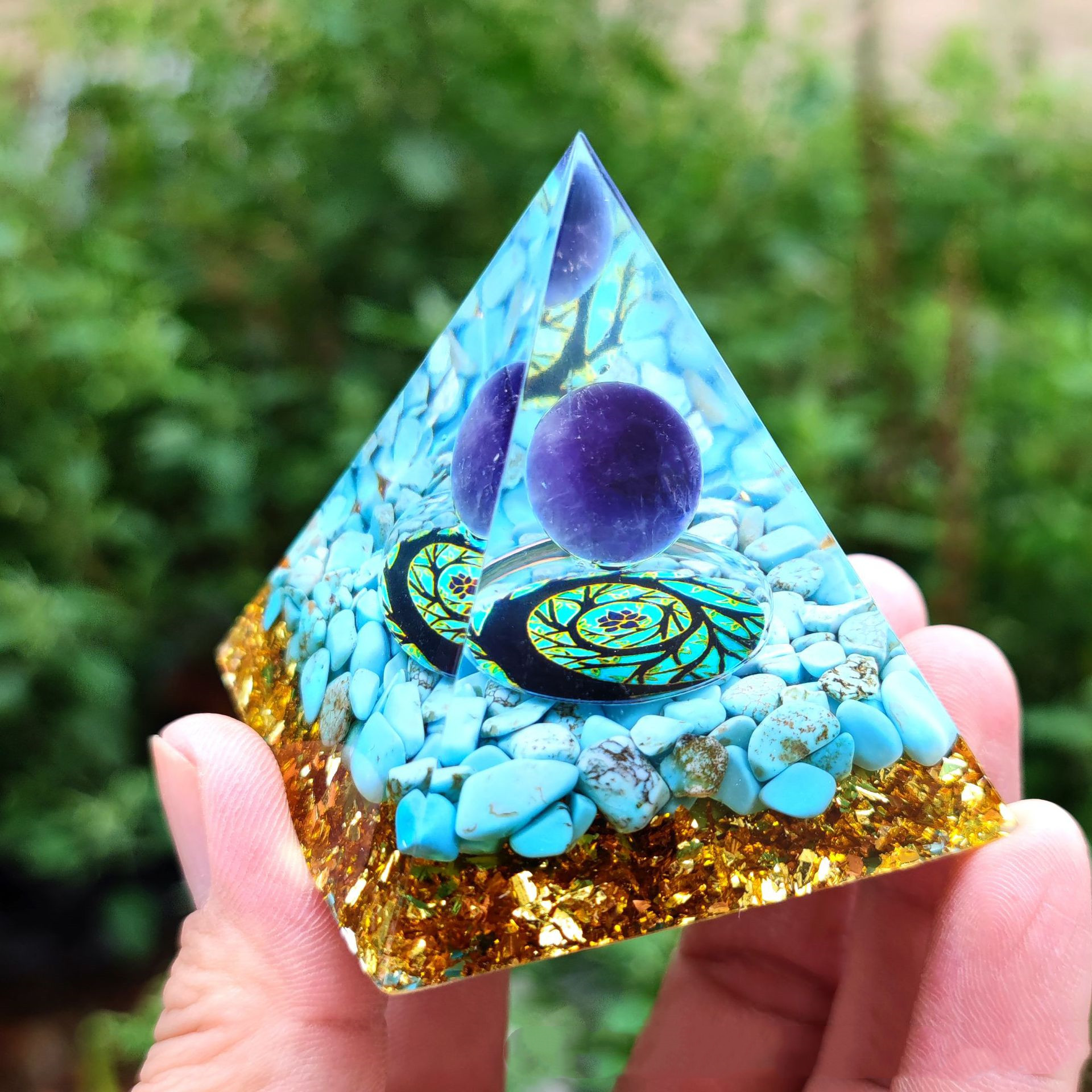 Home Crystal Ball Crushed Stone Pyramid Crafts Resin Ornaments ...