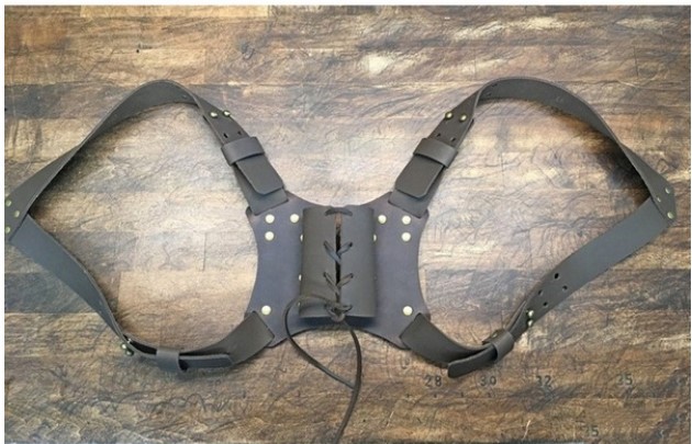 European Medieval Warrior Double Shoulder Strap Sword Set Stage ...