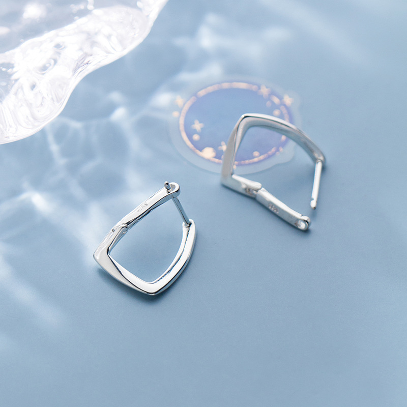 Women's Japanese And Korean Style Simple Design Silver Ear Button ...