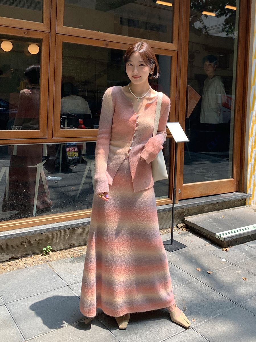 Gradient Color Knitted Long Sleeve Outfit Set – YiQ Creations